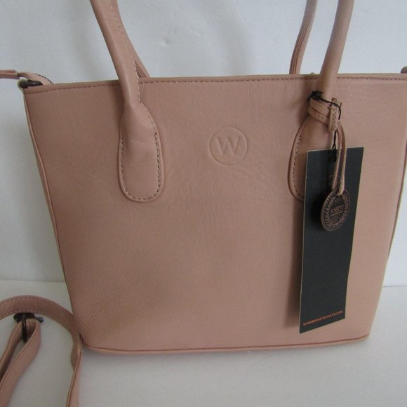 Wanderers Travel Co | Bags | Wanderers Travel Co Pink Leather Shoulder ...